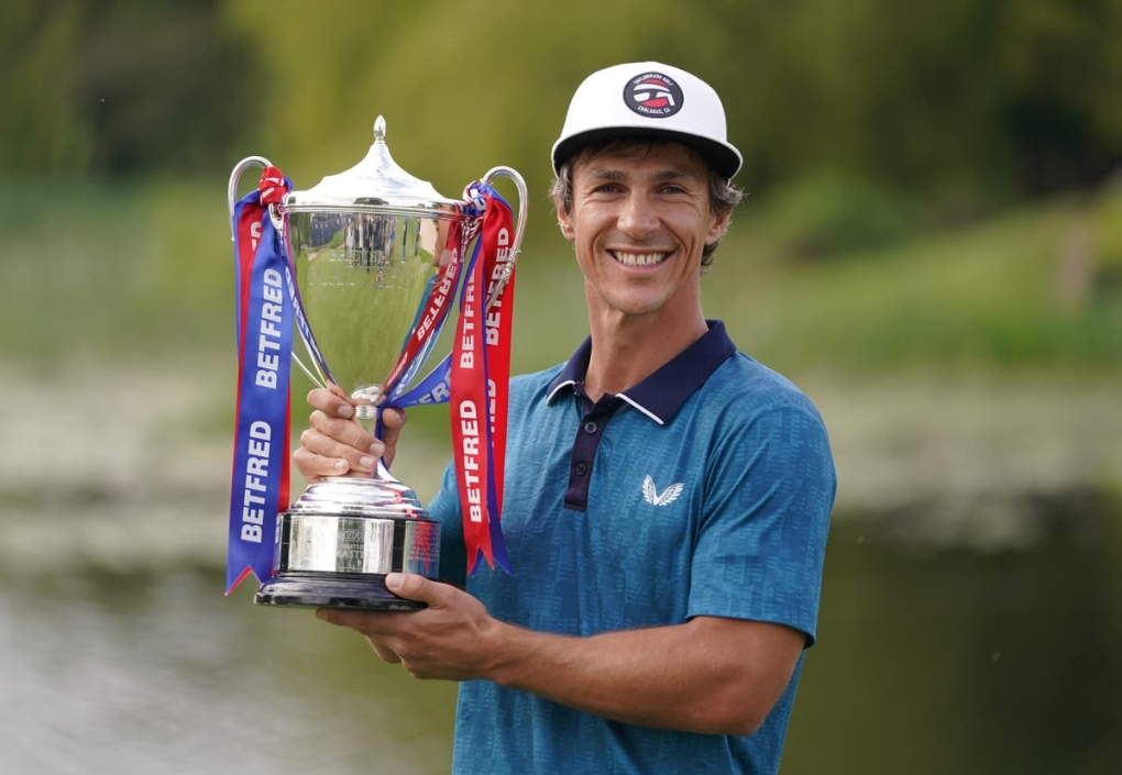 Golfer Thorbjorn Olesen chia sẻ đầy tâm tư khi vô địch giải golf ...