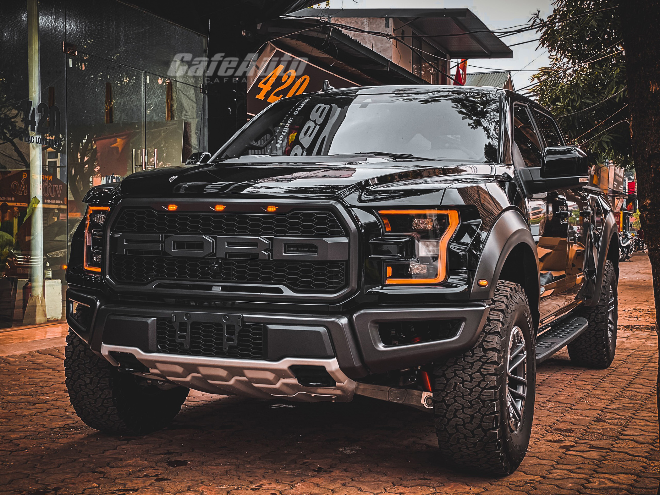 Ford F-150 Raptor 2020 giá từ 4 tỷ có gì khiến đại gia Việt mê mẩn?