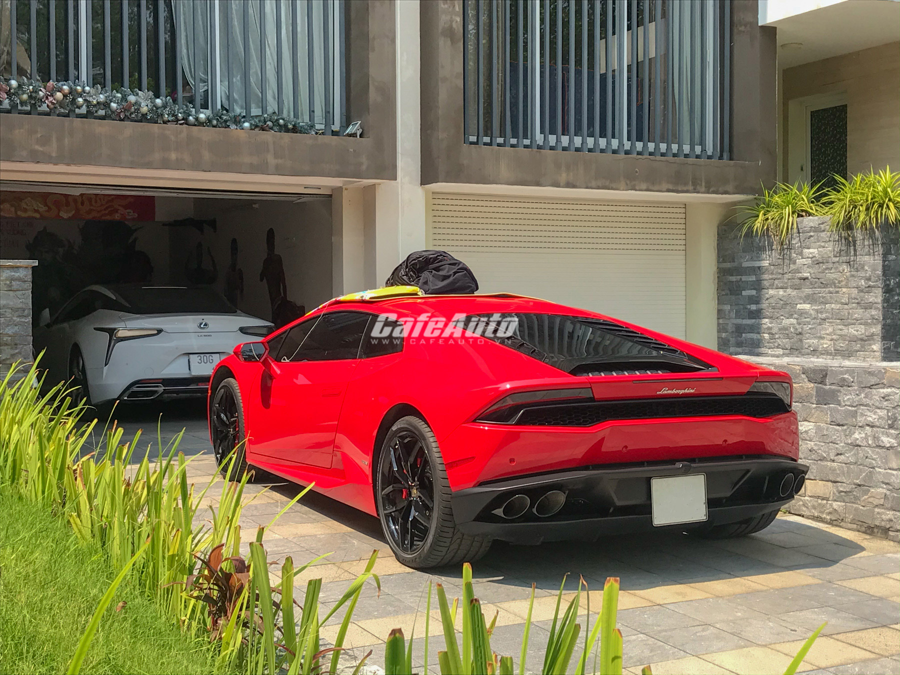 Lamborghini Huracan LP610-4 “bí ẩn” về chung nhà với Rolls-Royce ...