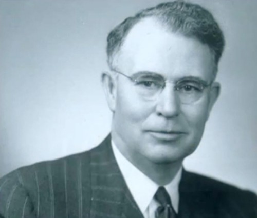 Những doanh nhân thành công khi ngoại tứ tuần - CafeLand.Vn